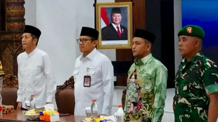 Nusapaper.com: Pj Bupati Barito Utara Kukuhkan Pengurus LPTQ dan Lantik Dewan Hakim MTQH ke-52